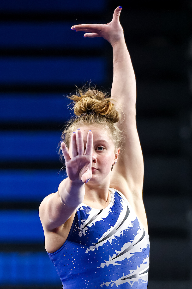Gymnastics Practice Photo Gallery – UK Athletics