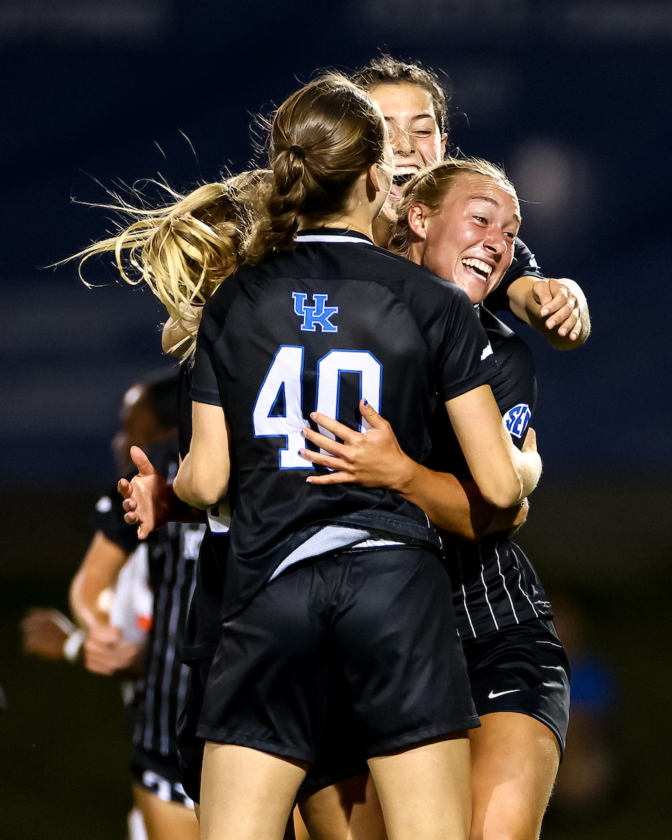 Kentucky-UT Martin WSOC Photo Gallery – UK Athletics