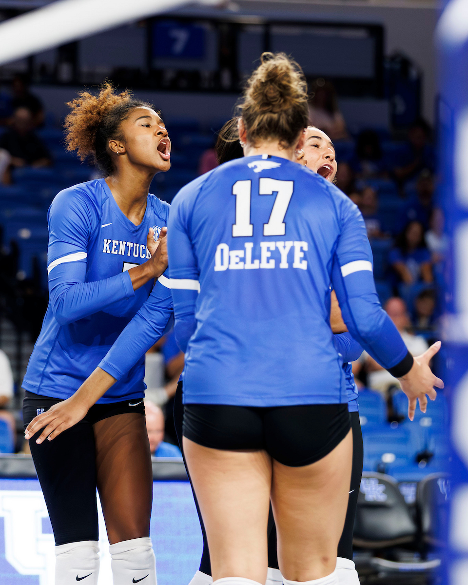 Volleyball Blue-White, Fan Day Photo Gallery – UK Athletics