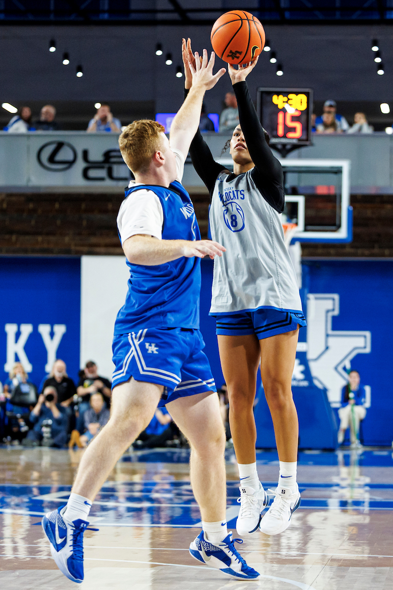Basketball Blue-White Photo Gallery – UK Athletics