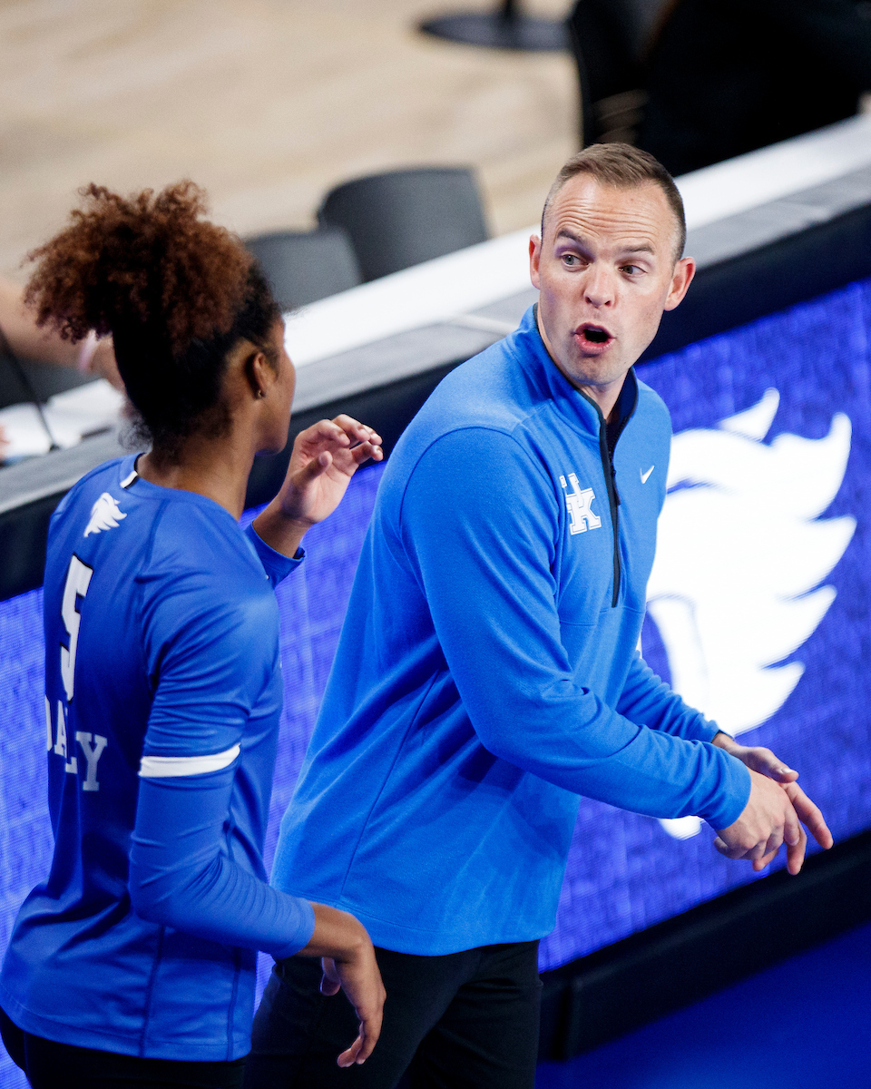 Volleyball Blue-White, Fan Day Photo Gallery – UK Athletics