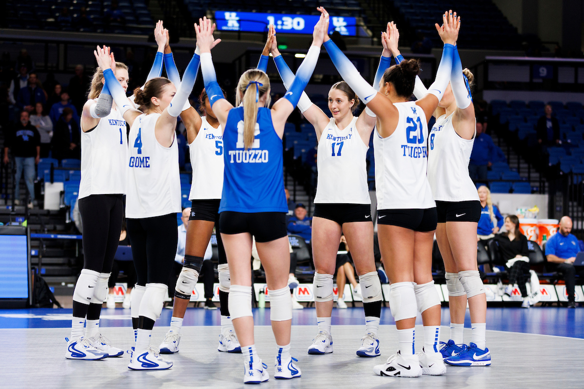 Kentucky-Mississippi State Volleyball Photo Gallery – UK Athletics