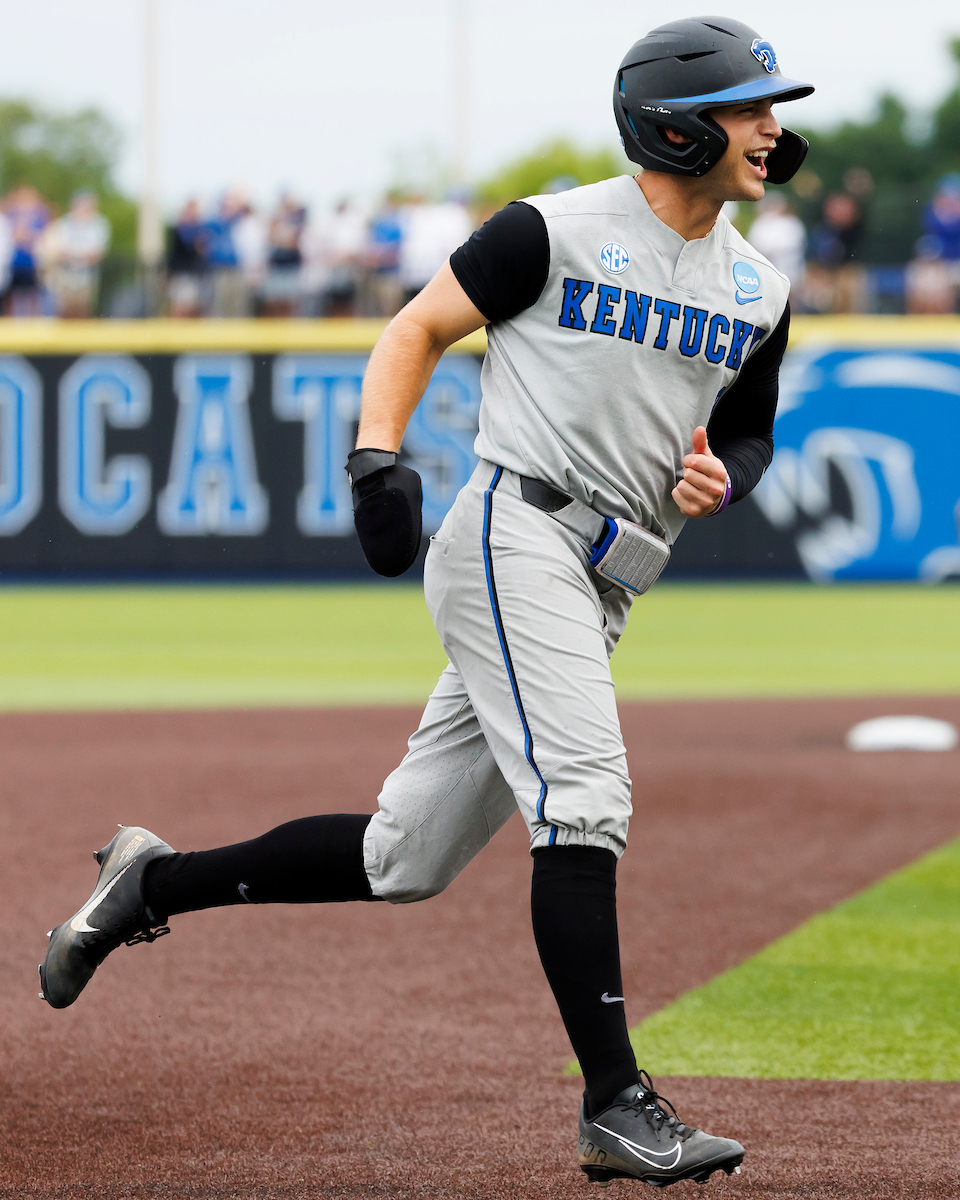 Kentucky-Illinois NCAA Baseball Photo Gallery – UK Athletics