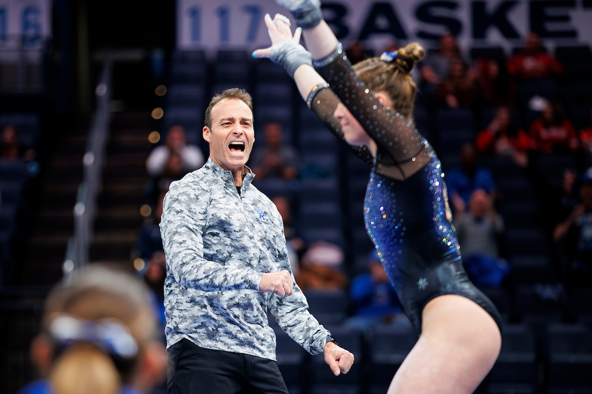 Gymnastics Sprouts Farmers Market Collegiate Quad Photo Gallery – UK ...