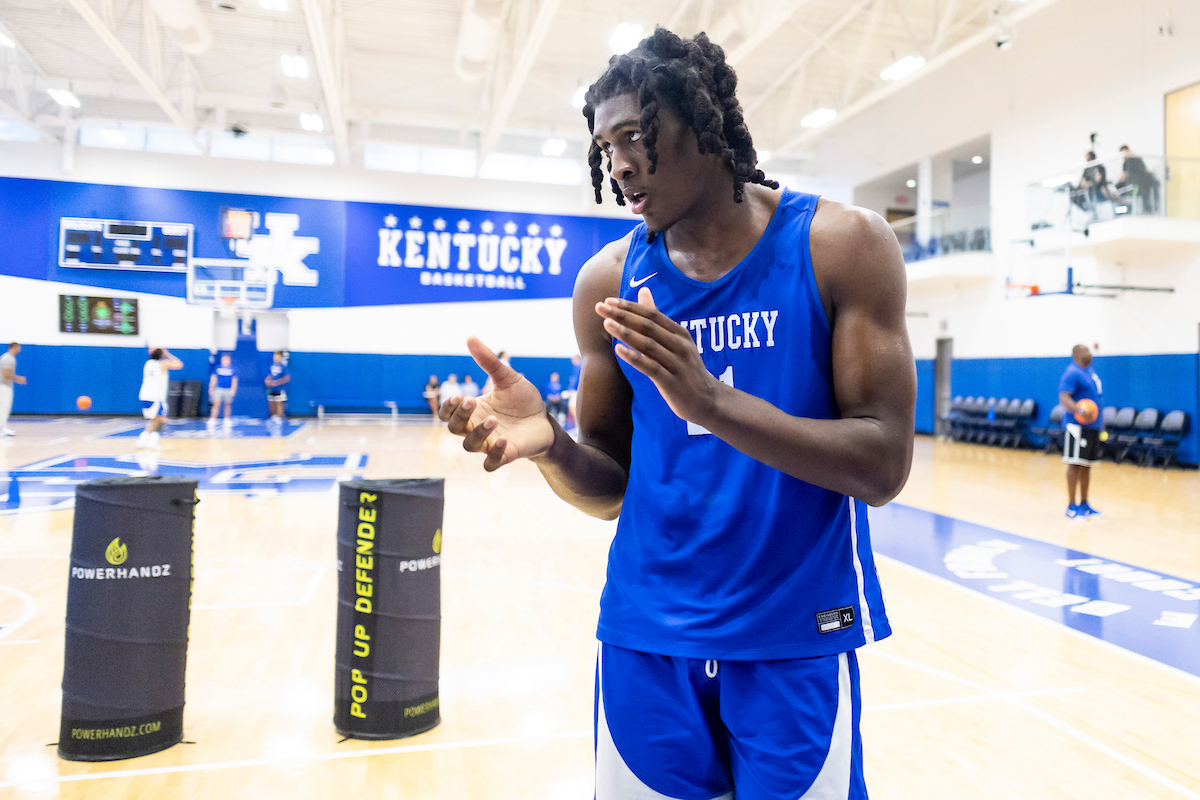 Karl-Anthony Towns at MBB Practice Photo Gallery – UK Athletics