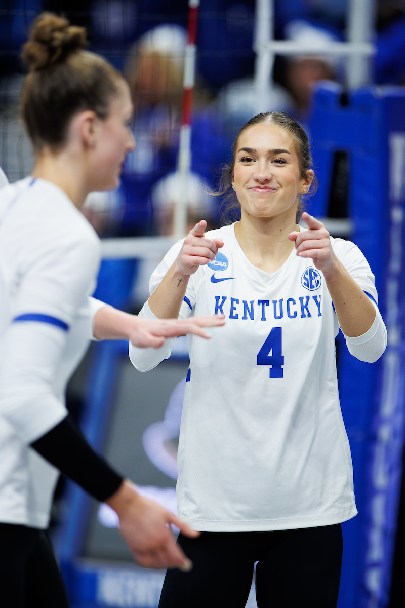 Kentucky-Wofford Volleyball Photo Gallery – UK Athletics