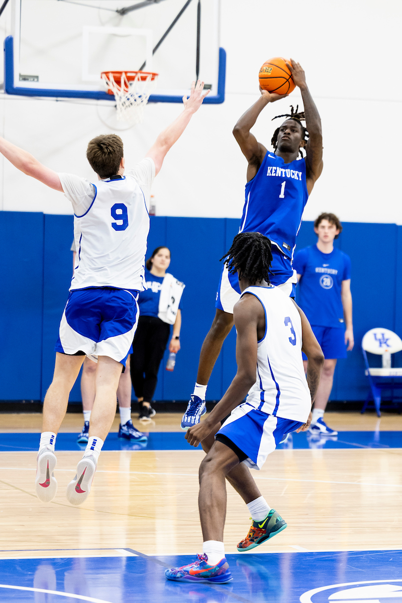 Men’s Basketball Practice Photo Gallery (June 17) – UK Athletics