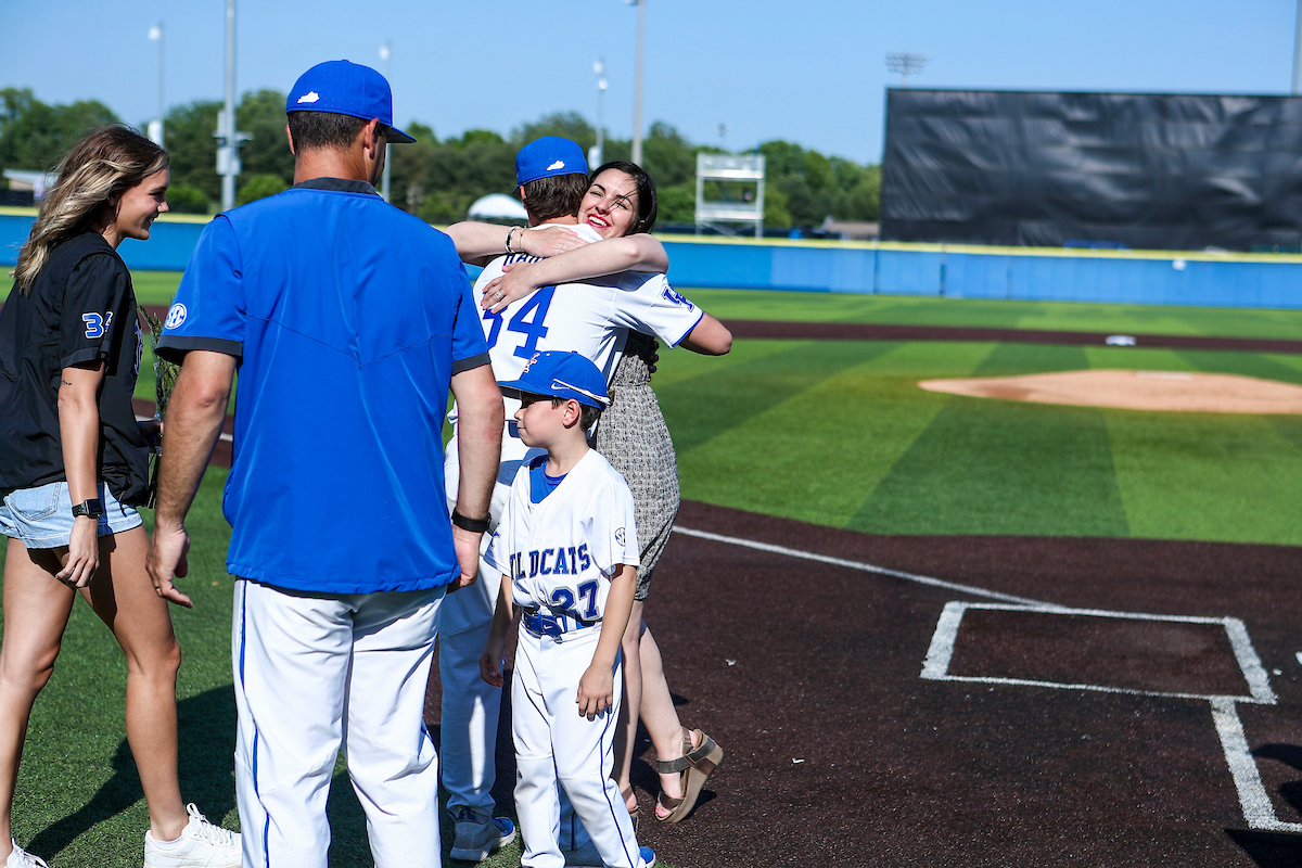 Baseball Senior Day Photo Gallery – UK Athletics