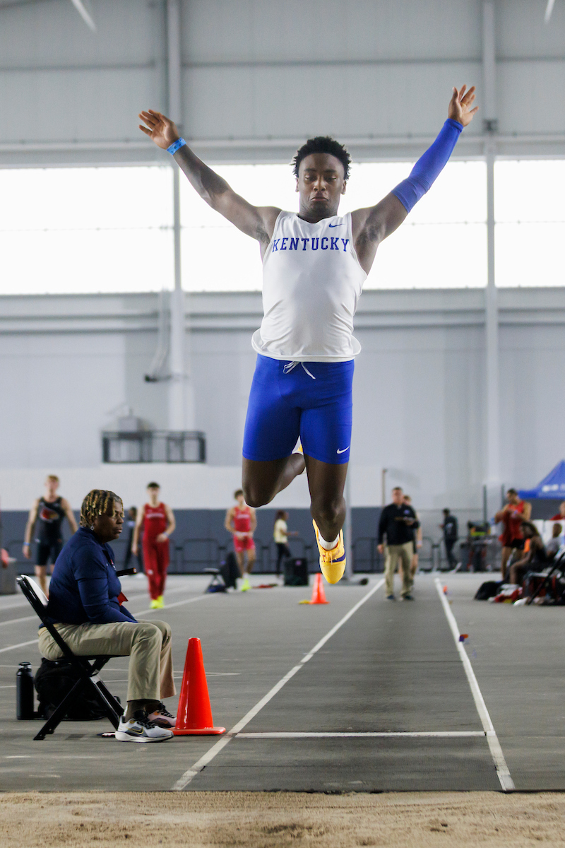 T&F McCravy Day One Photo Gallery – UK Athletics
