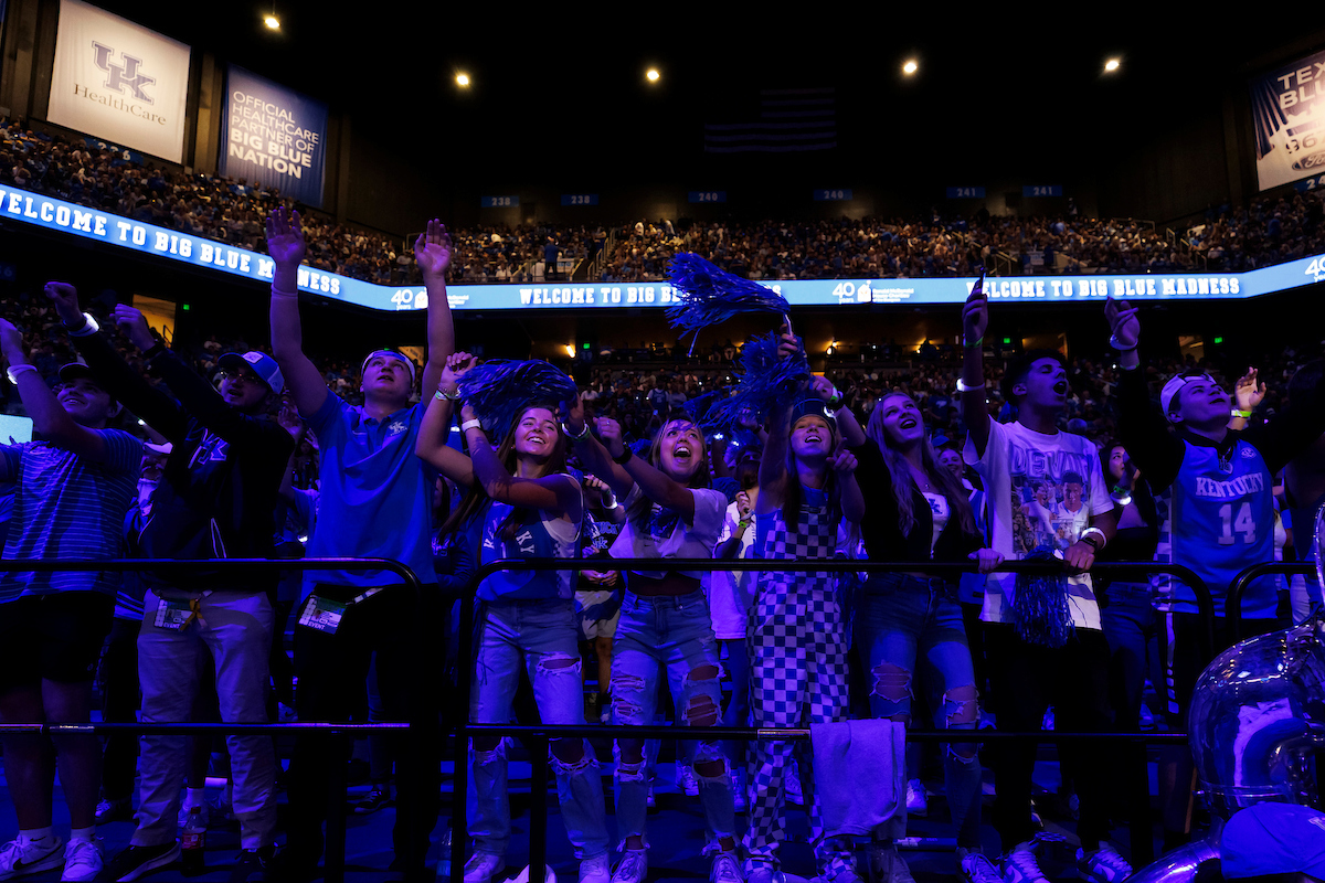 Big Blue Madness 2024 Photo Gallery – UK Athletics