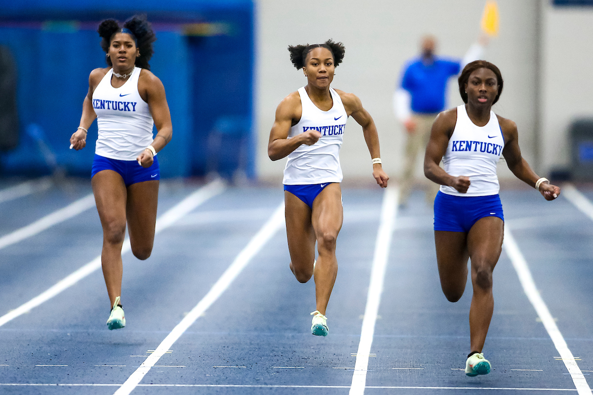 Jim Green Invitational Photo Gallery – UK Athletics