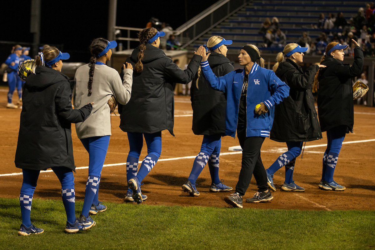 Big Blue Boo Softball Photo Gallery – UK Athletics