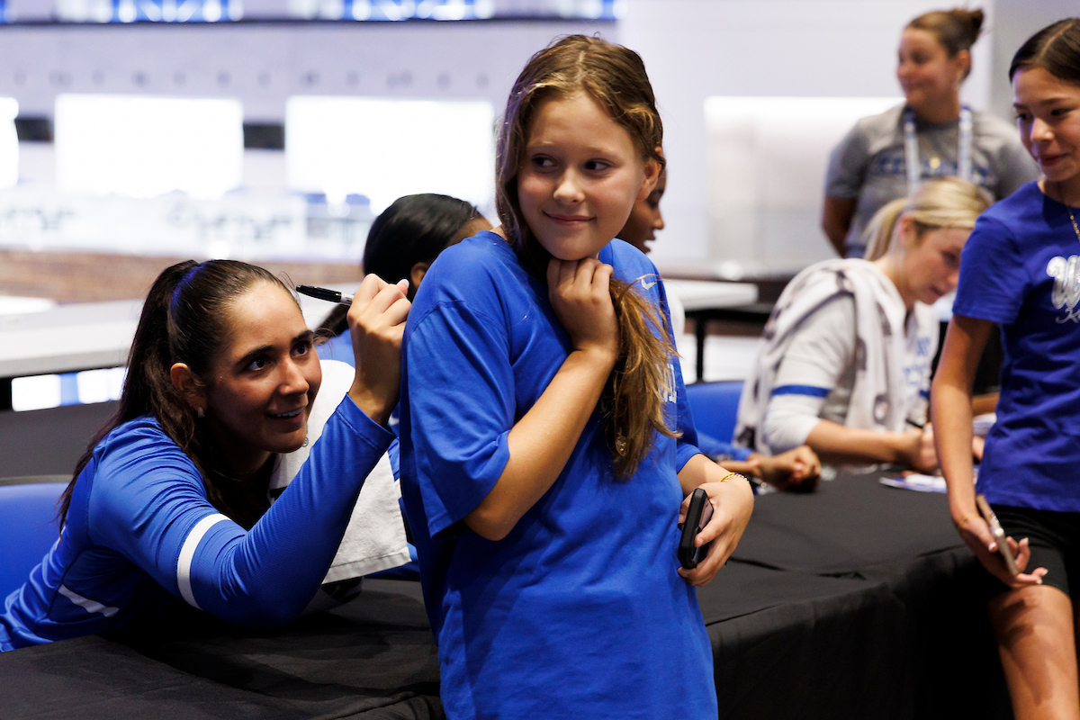 Volleyball Blue-White, Fan Day Photo Gallery – UK Athletics
