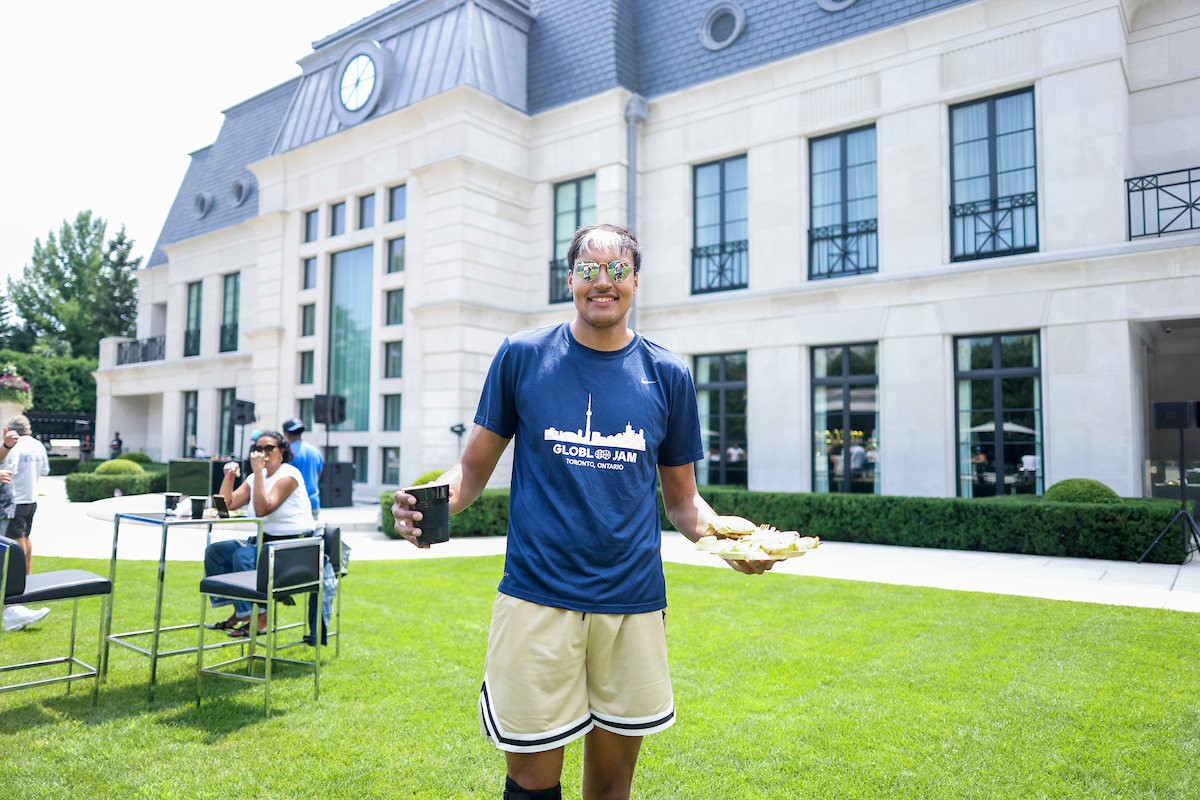 Men’s Basketball at Drake’s House Photo Gallery – UK Athletics