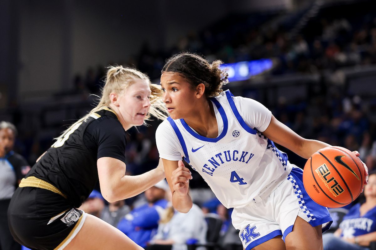 Kentucky-Purdue Fort Wayne Women’s Basketball Photo Gallery – UK Athletics