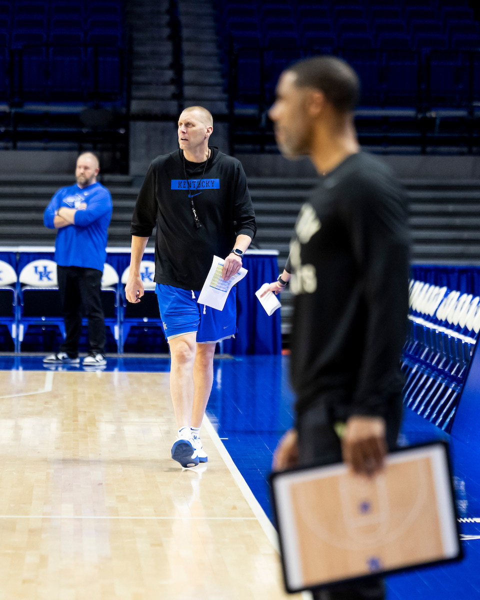 Men’s Basketball/BBN United Practice Photo Gallery – UK Athletics