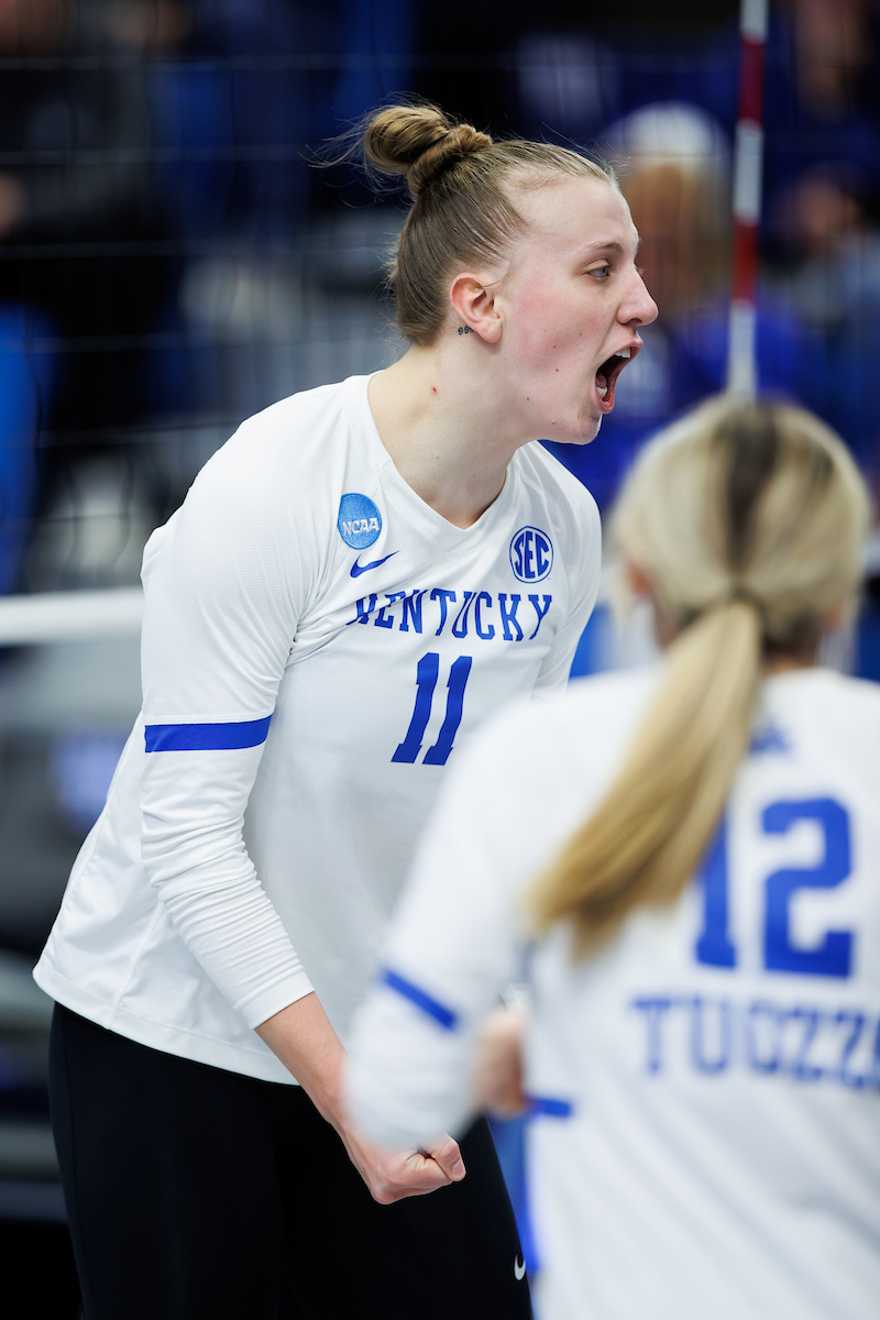 Kentucky-Wofford Volleyball Photo Gallery – UK Athletics