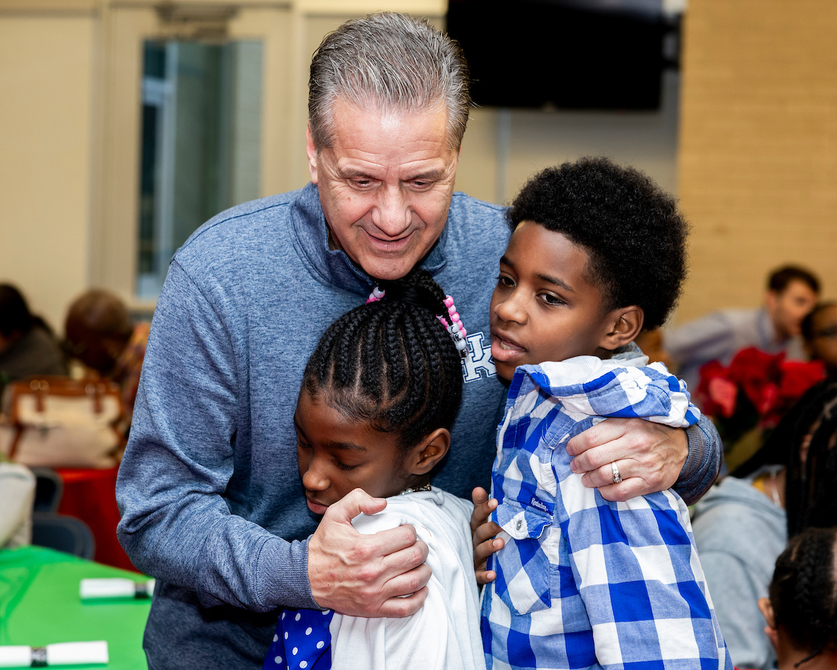 Coach Cal Christmas Photo Gallery – UK Athletics