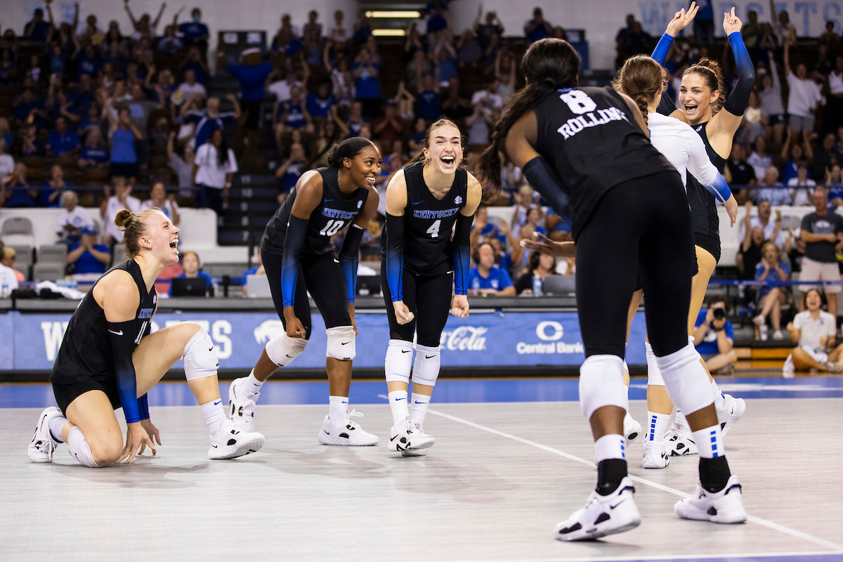 Kentucky-Ohio Volleyball Photo Gallery – UK Athletics