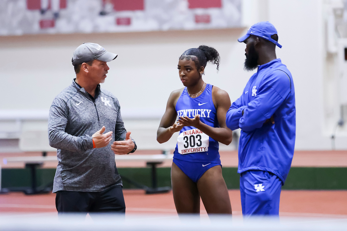 Track and Field IU Early Bird Photo Gallery – UK Athletics