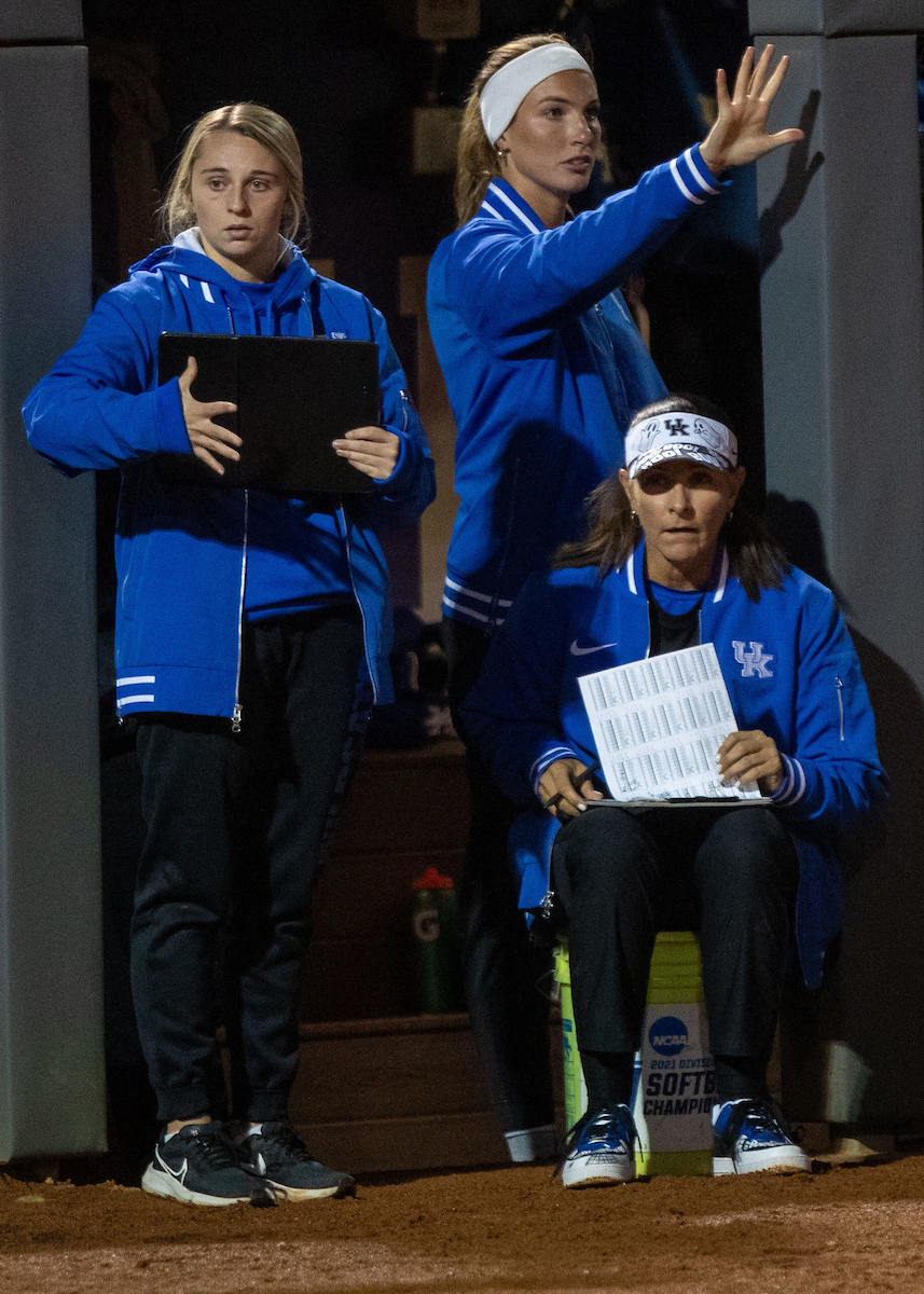 Big Blue Boo Softball Photo Gallery – UK Athletics