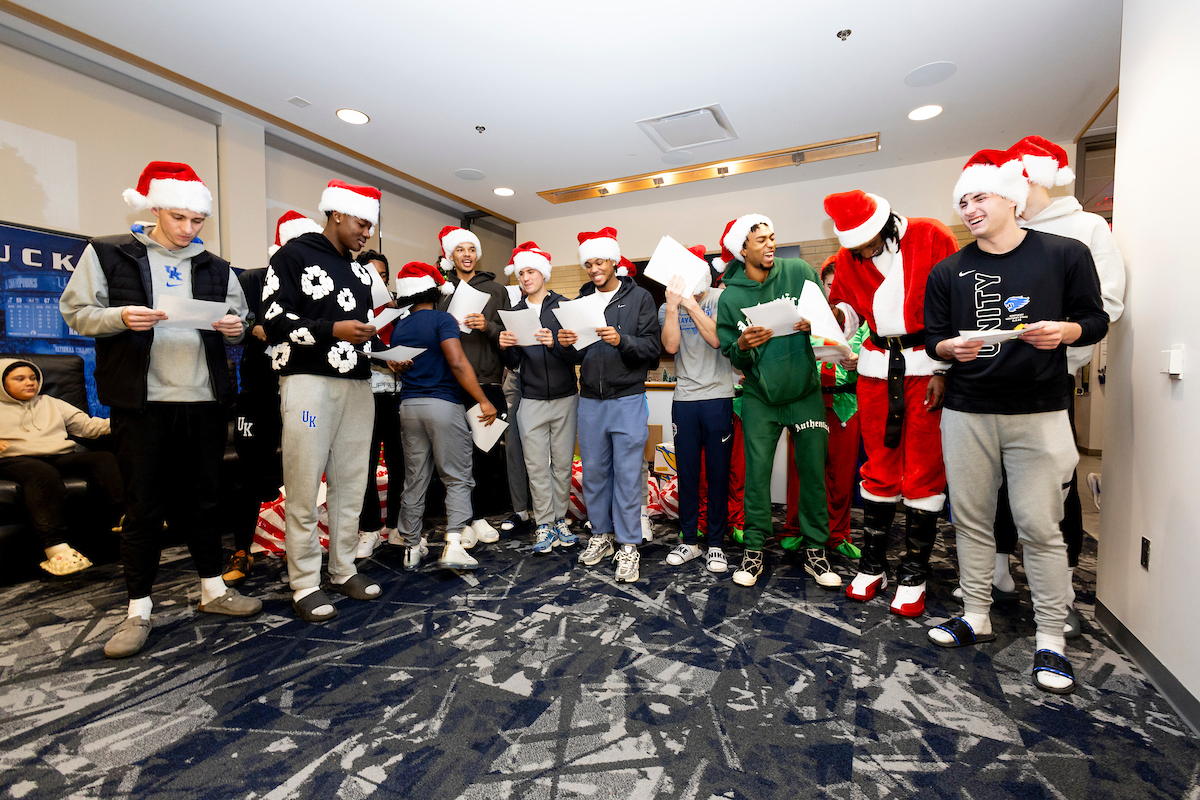 Coach Cal Christmas Photo Gallery – UK Athletics