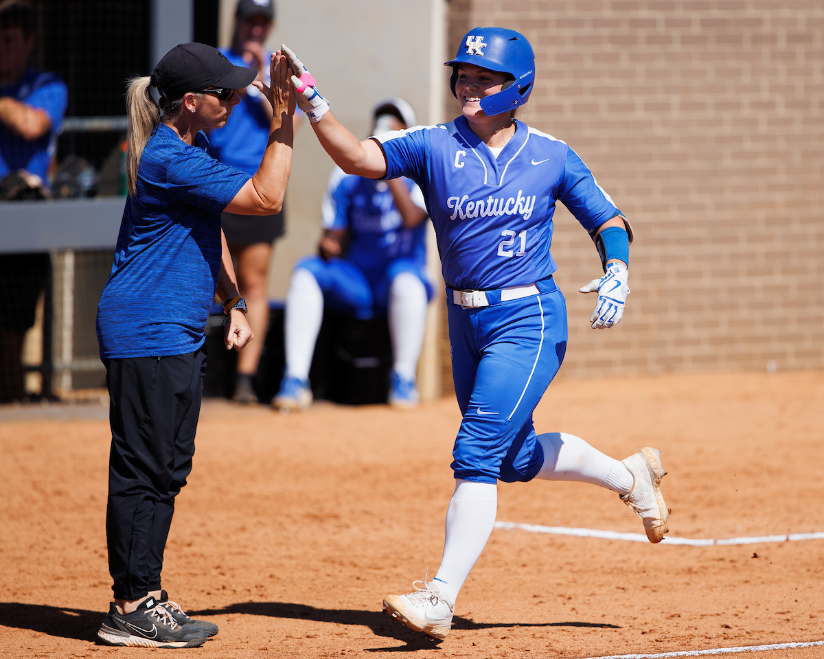 Kentucky-Lipscomb Fall Softball Photo Gallery – UK Athletics