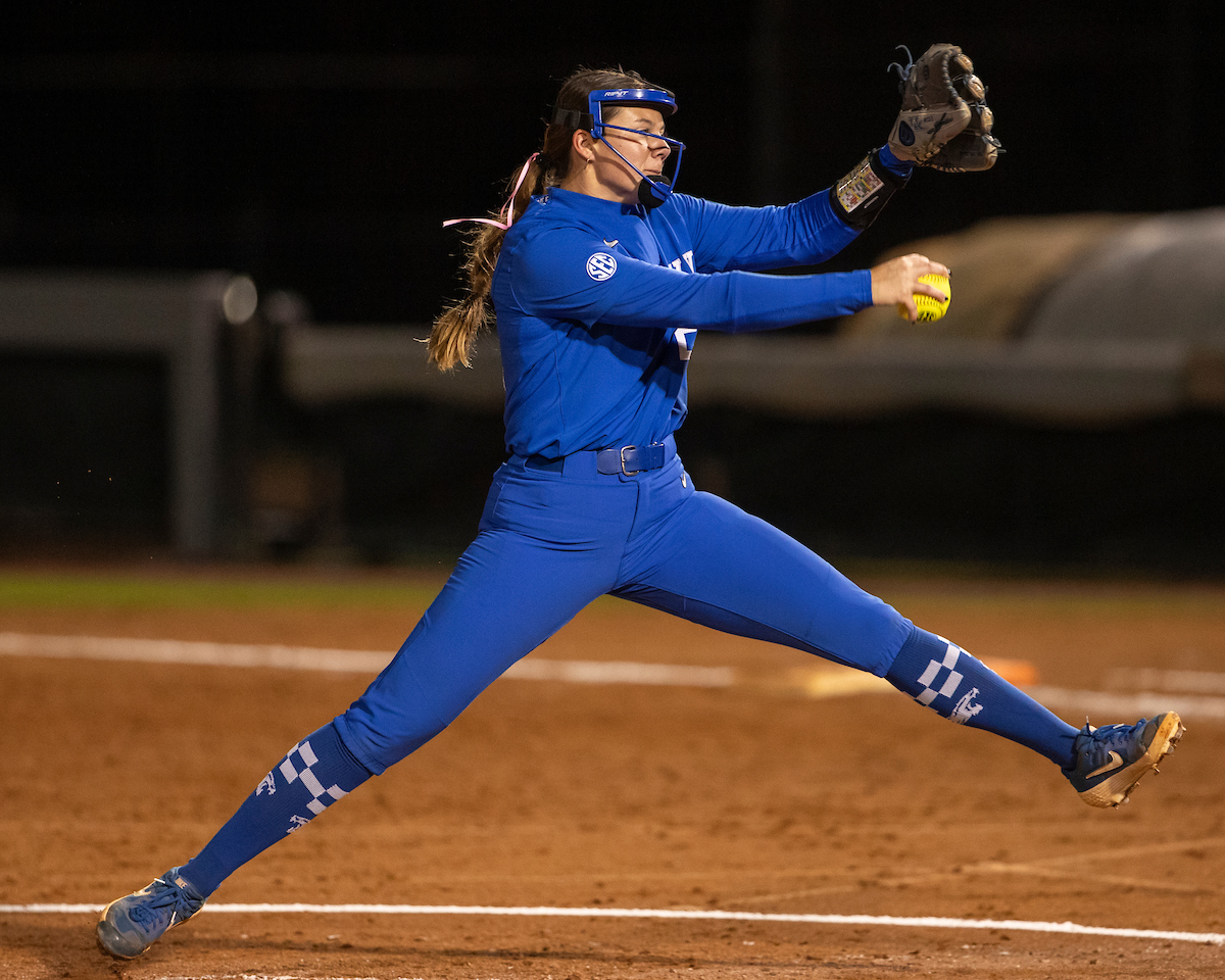 Big Blue Boo Softball Photo Gallery – UK Athletics