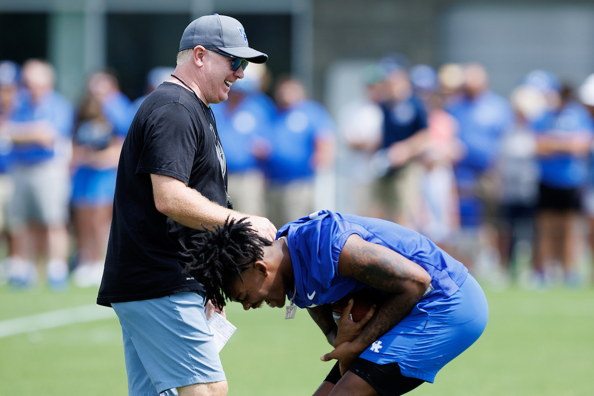 Football Fan Day Photo Gallery – UK Athletics