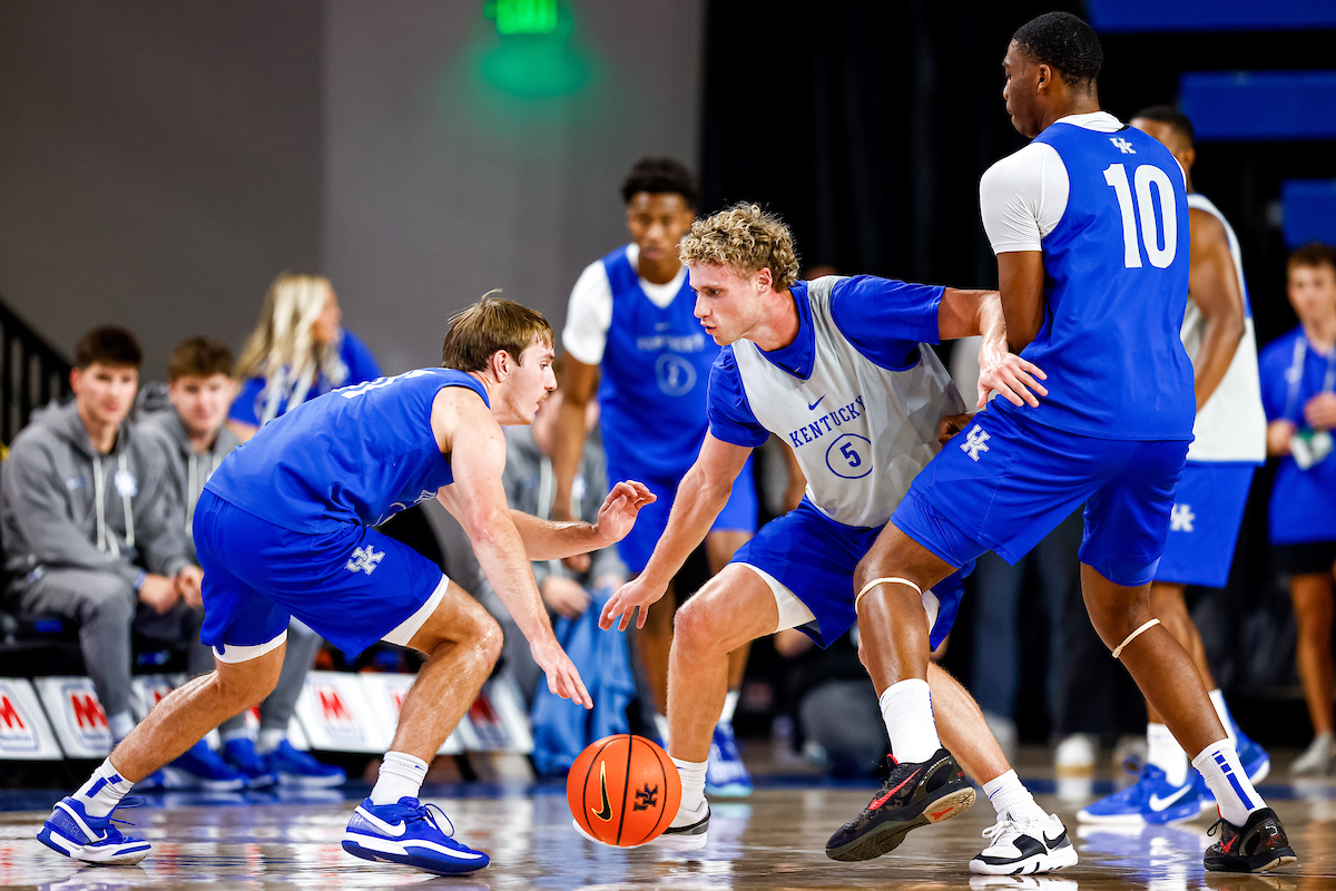 Blue-White Basketball Photo Gallery – UK Athletics