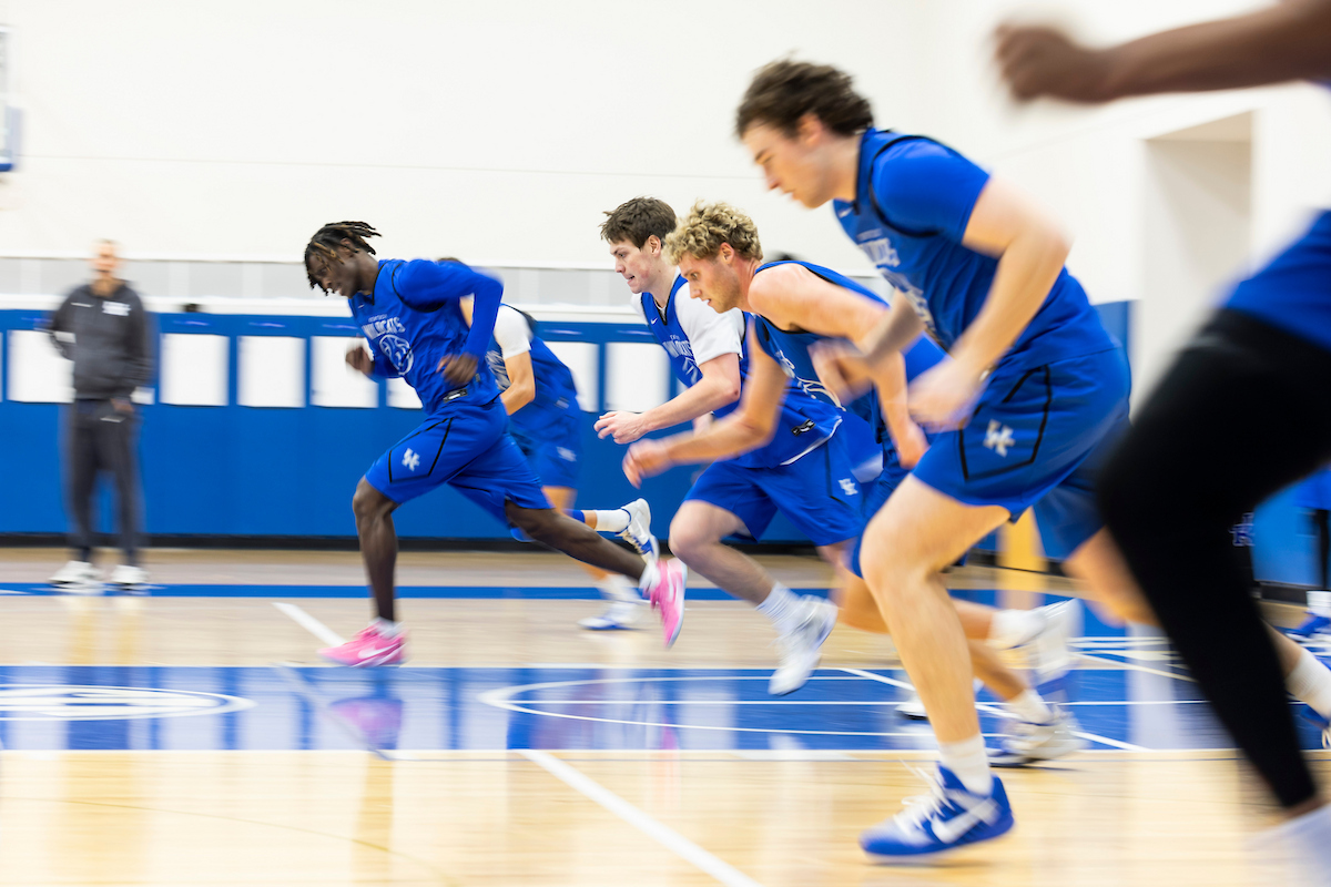 Men’s Basketball Practice Photo Gallery – UK Athletics