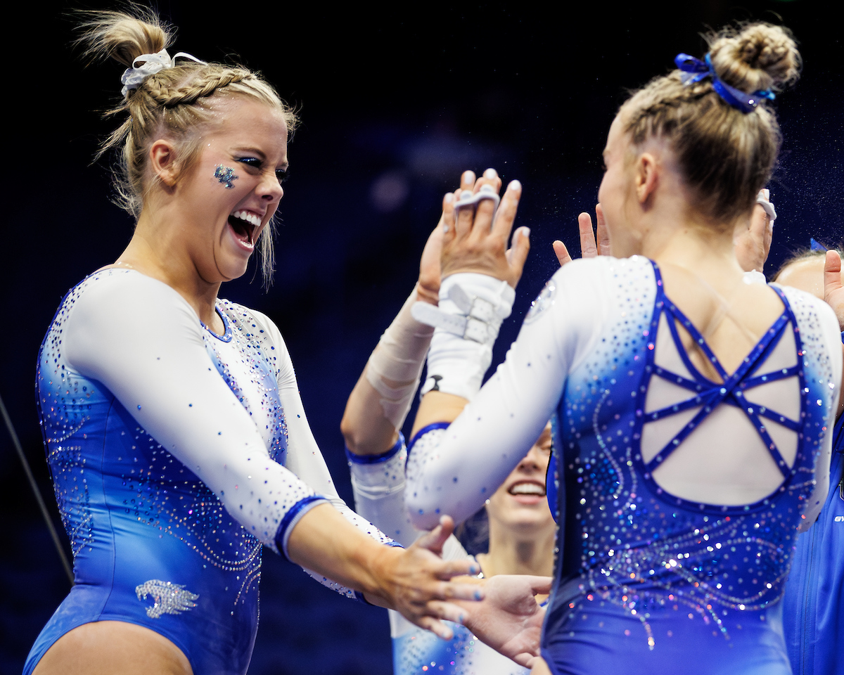 Gymnastics Blue-White Meet Photo Gallery – UK Athletics
