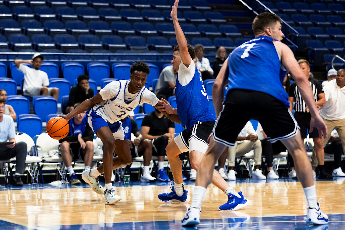 Kentucky-LaFamilia Men’s Basketball Practice in Rupp Arena Photo ...
